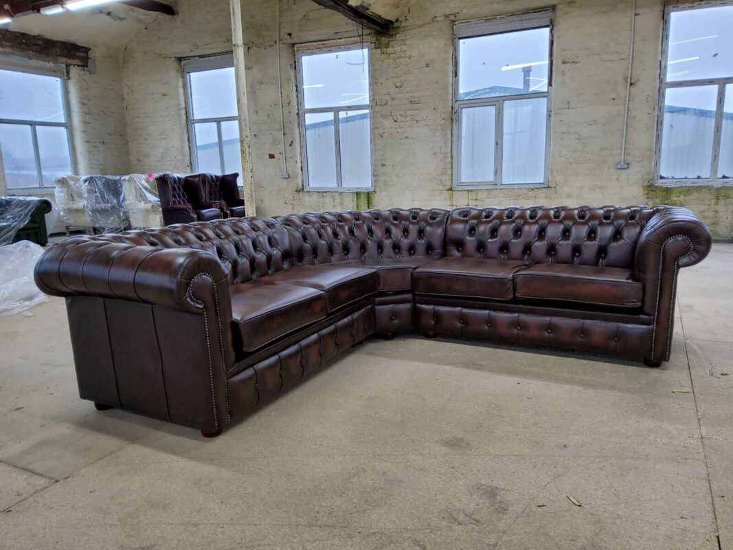 CHESTERFIELD SOFAS – Chesterfield Couch Craft